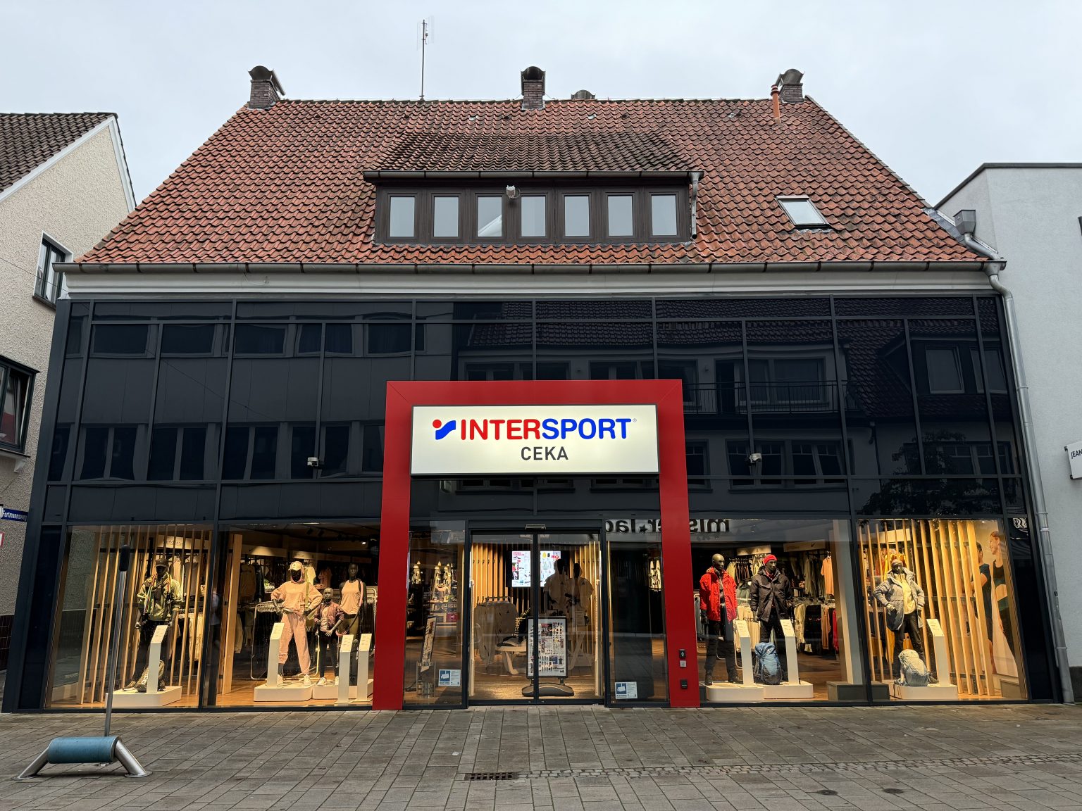 Intersport Ceka Cloppenburg – Ceka Kaufhaus